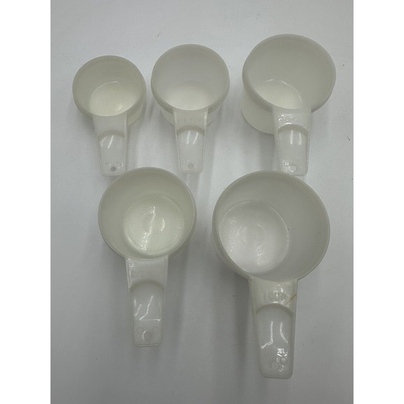 Tupperware | Kitchen | Vintage Tupperware Nesting Measuring Cups White ...